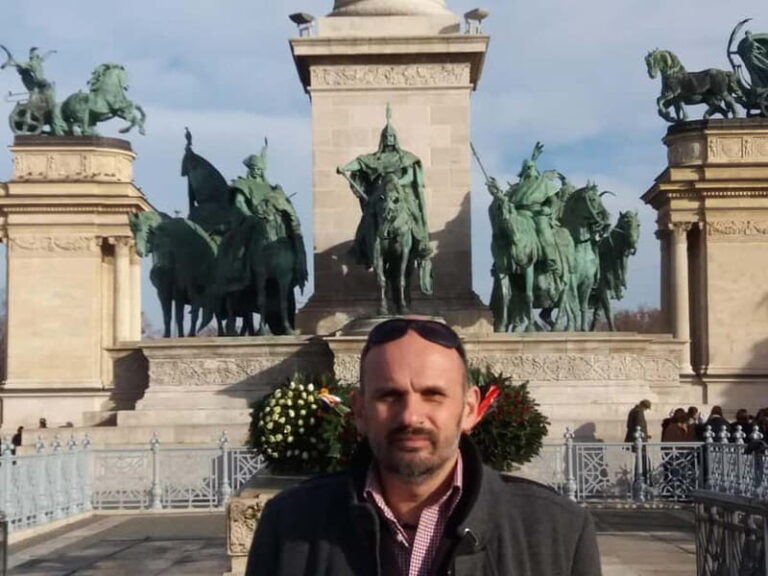Budapest: Full-Day Private City Tour by Car with Guide - What to Expect & Practical Tips