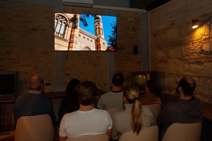 Budapest: Ghetto Wall Exhibition Tour with History Guide - Exploring the Exhibition and Visual Timeline
