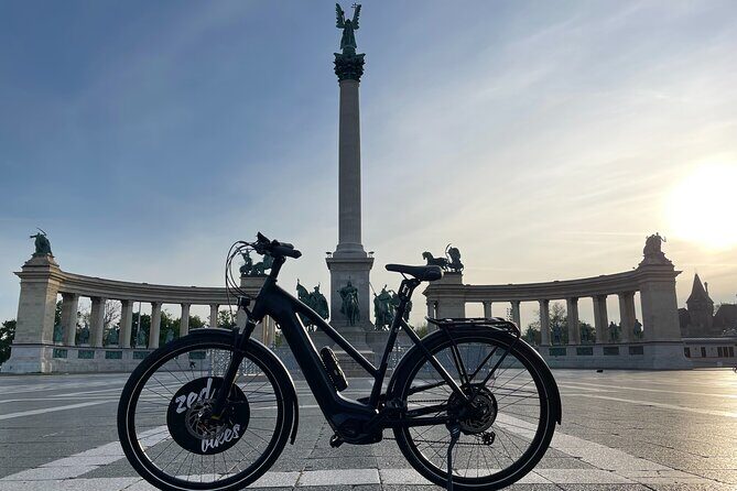 Budapest Highlights Private E-bike Tour - A Deep Dive into the Itinerary