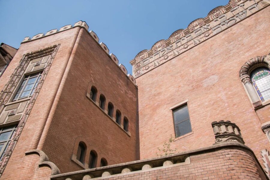 Budapest: Jewish Heritage Walking Tour with Historian Guide - What Makes This Tour Stand Out?