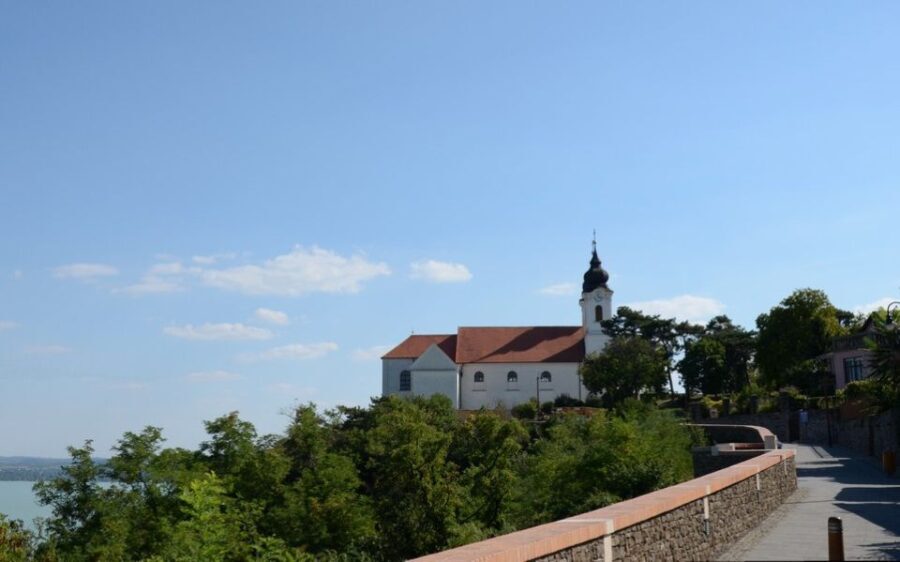 Budapest: Lake Balaton and Herend Full-Day Private Tour - Herend Porcelain: Craftsmanship with a Regal Past