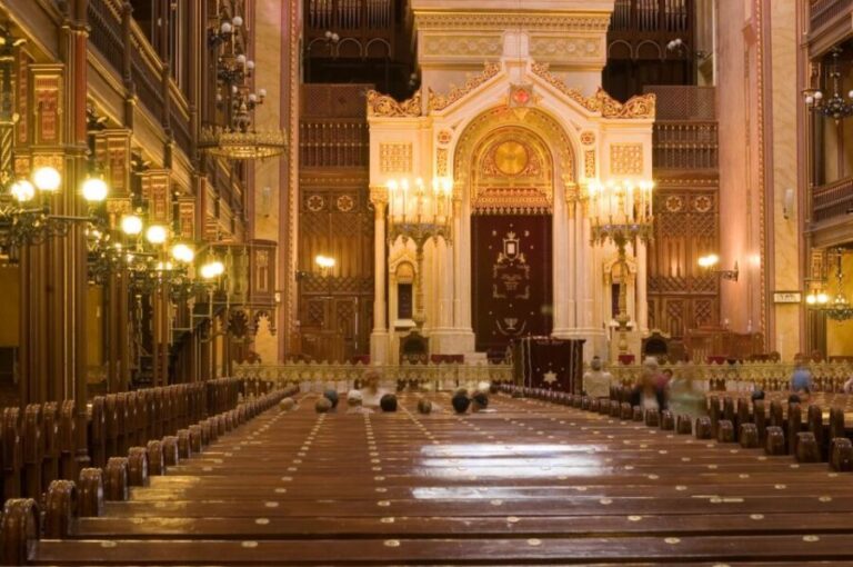 Budapest Private 3-Hour Jewish Heritage Tour - A Closer Look at the Tour Experience