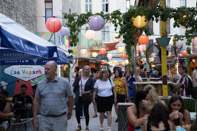 Budapest Ruin Bars Evening Walking Tour with Drinks & Street Food - Itinerary Breakdown: What You Can Expect