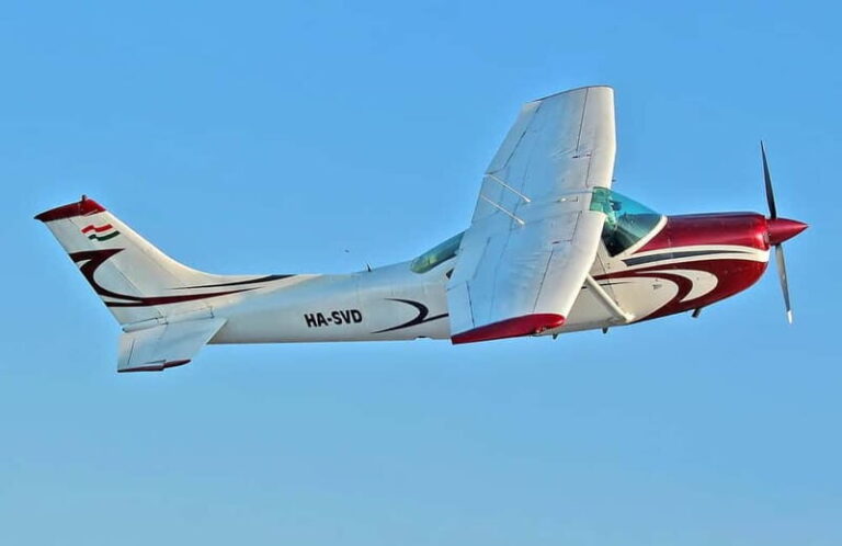 Budapest Sightseeing Flight with Cessna C172 - The Itinerary: What to Expect