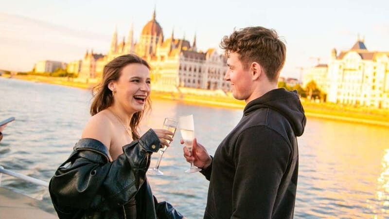 Budapest: Sip and Sail River Cruise with Unlimited Prosecco - The Itinerary & Highlights