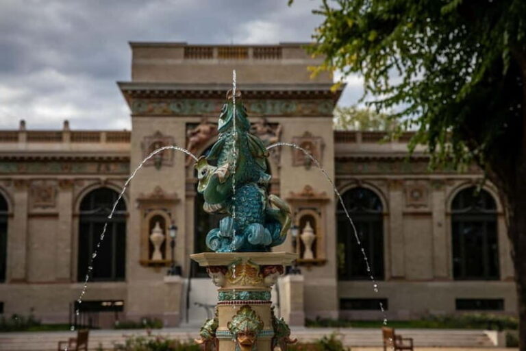 Budapest: Szabolcs Bozó Exhibition Soulmate  Guided Tour - What to Expect on the Tour