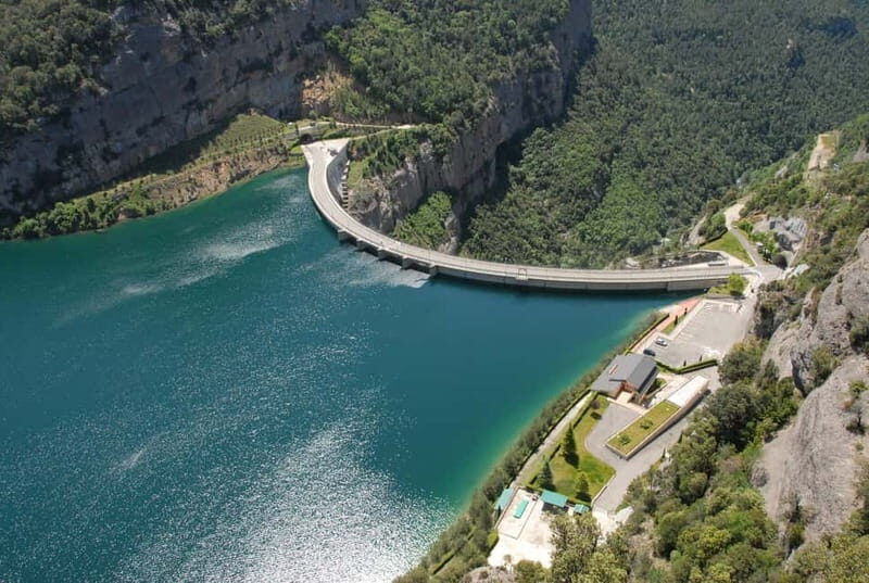 Bungee Jump from 122m + Transport from Barcelona - Who Will Love This Experience?