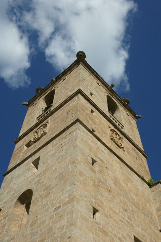 Cáceres: Concathedral of Santa Maria Ticket with Audio Guide - The Visit: What to Expect