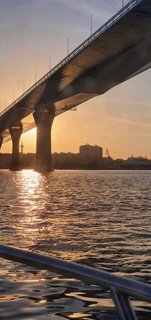 Cadiz Bay: 3 hours tour in a private boat in the Cadiz Bay - An Overview of the Cádiz Bay Boat Tour