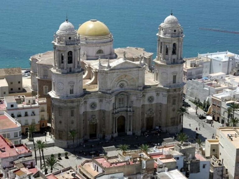 Cadiz: Enigmas City Tour - Exploring Cádiz’s Mysterious Streets