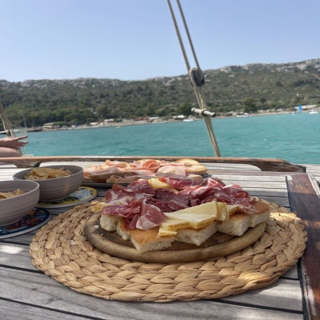 Cagliari: Devil's Saddle Cruise with Snorkeling and Aperitif - Breakdown of the Itinerary