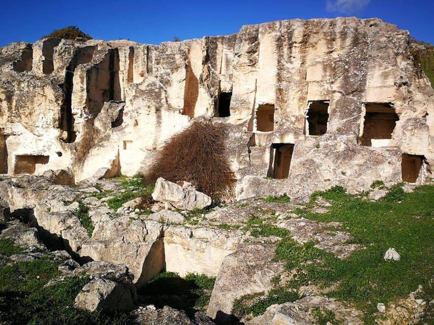 Cagliari Tour: Tuvixeddu Necropolis archeological park - The Charm of Villa Mulas Mameli and the Surroundings