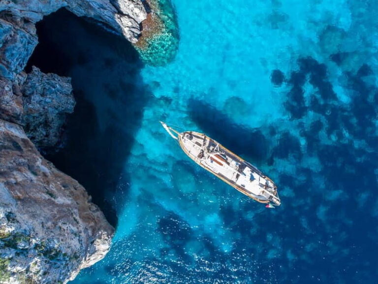 Cala Gonone: Gulf of Orosei Tour with a Vintage Sailing boat - The Itinerary: What to Expect