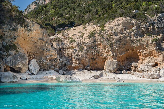 Cala Mariolu tour with Swim Stops - Who Will Love This Experience?