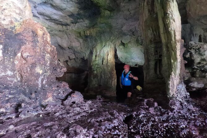 Cala Varques: Guided kayak Sea caves expedition & snorkeling - Who Will Love This Tour?