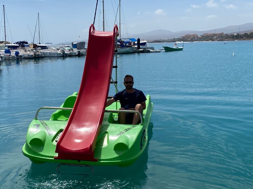 Caleta de Fuste: Pedalo with slide rental - The Highlights