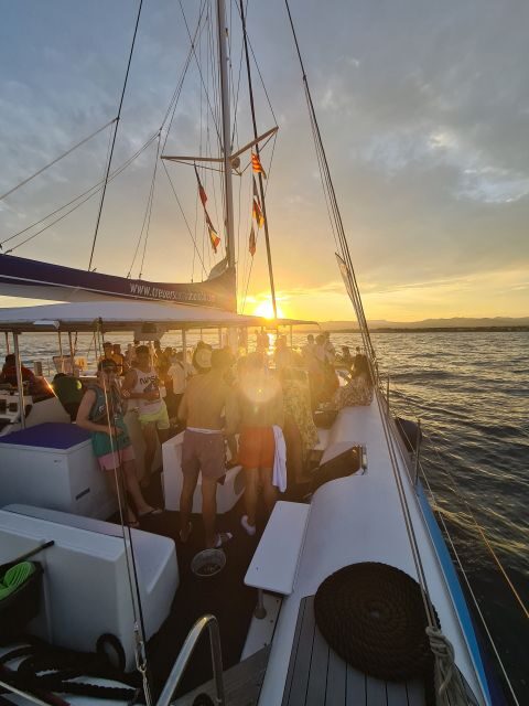Cambrils: Evening Cruise with Fireworks Display and Drinks - Is It Good Value?