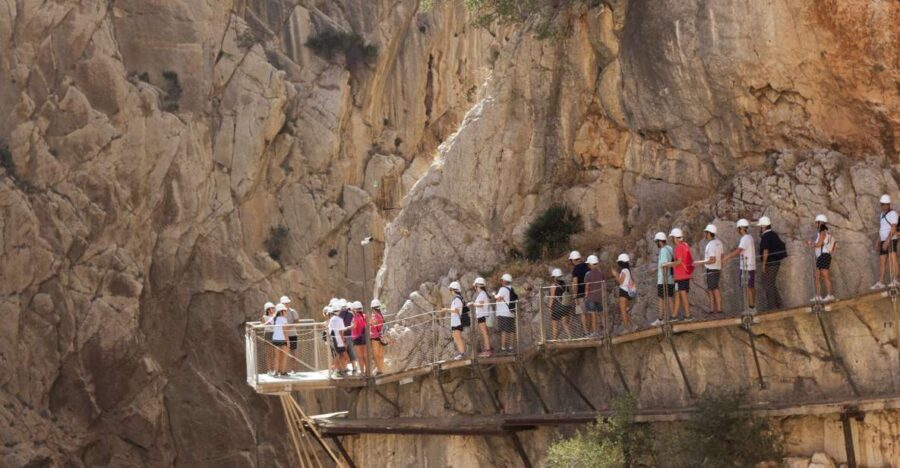 Caminito del Rey: Trekking Tour with Hiking Guide - The Incredible Setting of Caminito del Rey