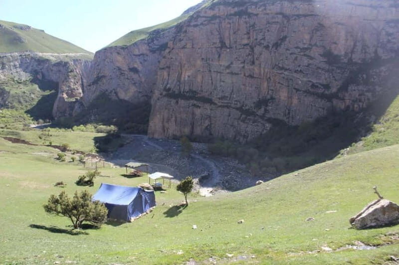 Candy Mountains - Guba - Khinaliq Guided Full Day Tour - Key Points