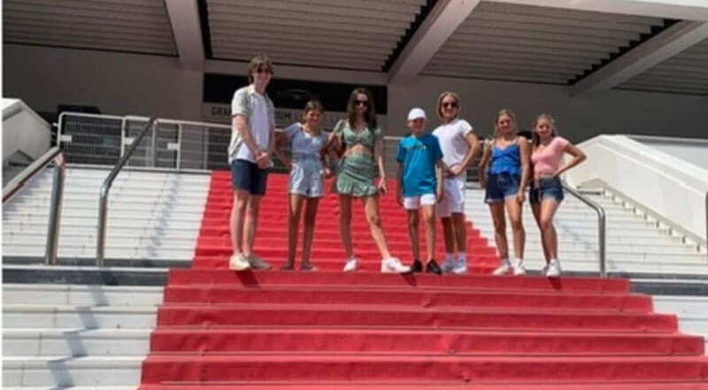 Cannes: Half-Day General Sightseeing Shore Excursion - The Transport & Group Size