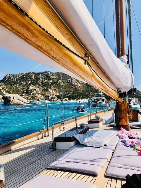 Cannigione: boat tour Maddalena Archipelago with lunch - Itinerary Breakdown: What to Expect