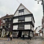 Canterbury: Private 2hr Walking Tour with a Blue Badge Guide - Customizable Itinerary: Your Tour, Your Story