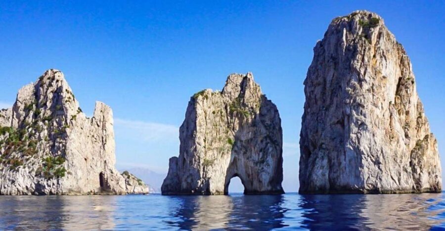 CAPRI AND BLUE GROTTO: TOUR WITH ALLEGRA21 - Who Should Consider This Tour?