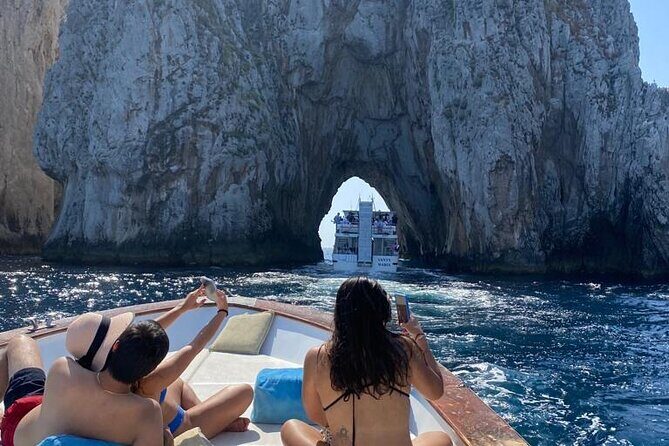Capri Complete Package-Small Group Boat Tour and Transports - FAQ