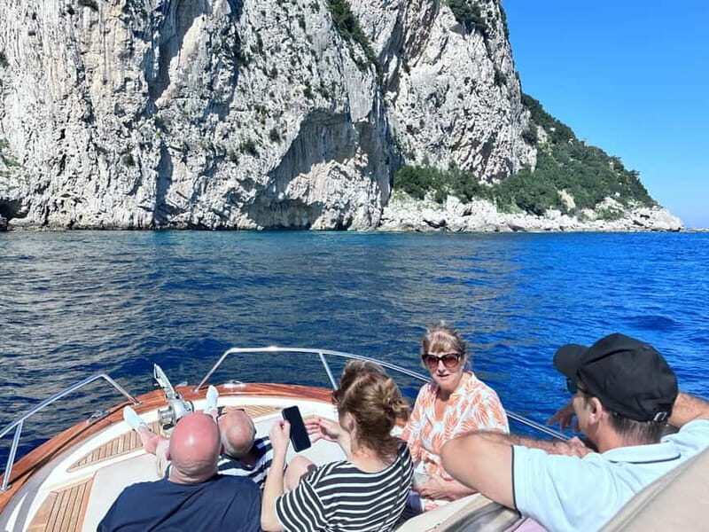 Capri: Island Boat Tour with Free Time on Land - The Itinerary in Detail