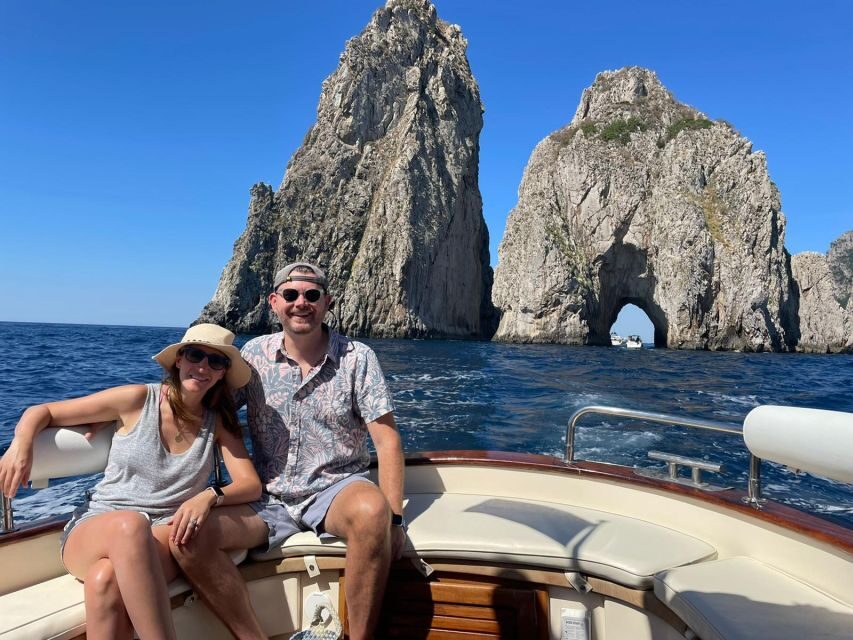 Capri tour with the iconique Gozzo Sorrentino - What’s Included and What’s Not