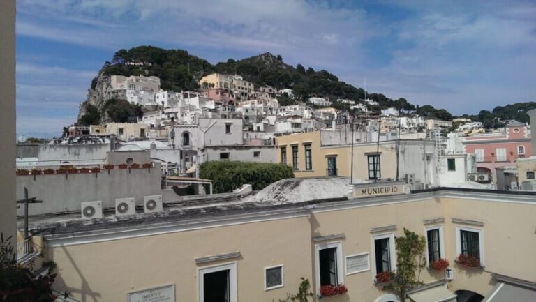 Capri: Walk through the streets of the center - The Practical Side: Logistics & Experience