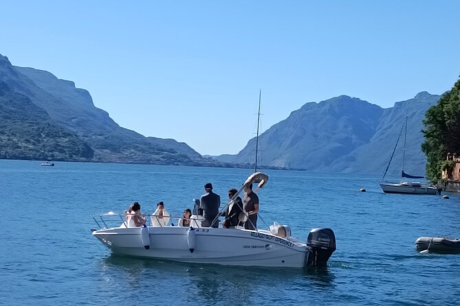 Captain Your Own Boat without License - Introducing the Captain Your Own Boat Experience on Lake Como