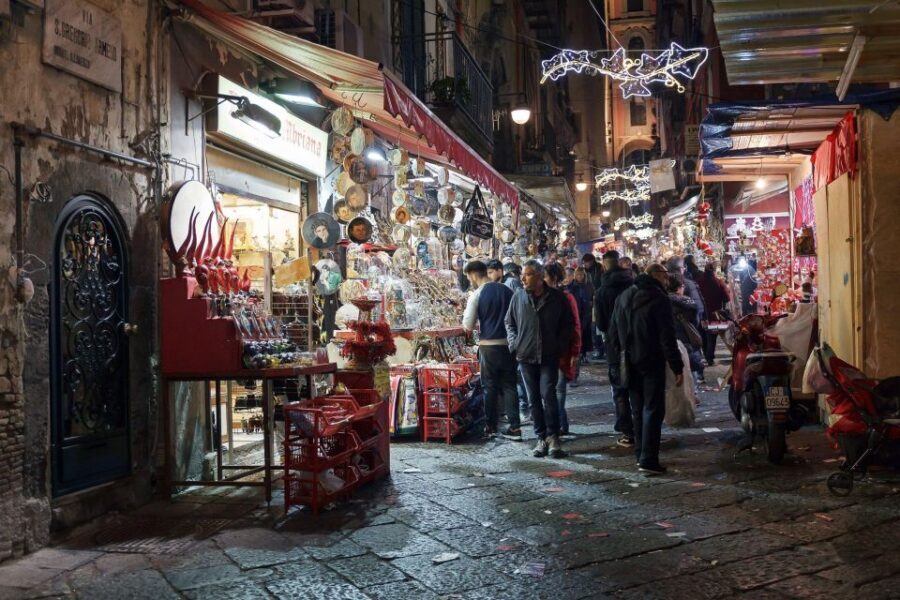 "Capturing the Magic": Explore the Naples Christmas Market - Why This Tour Offers Good Value