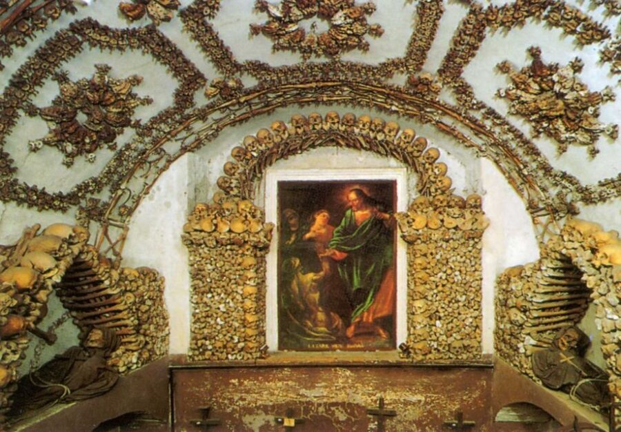 Capuchins Crypt: Christmas Baroque Concert - The Sum Up: Who is This Tour Best For?
