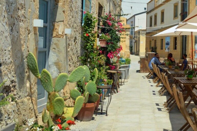 Car/Minivan from Syracuse to Noto and Marzamemi - Marzamemi: Elegance by the Sea
