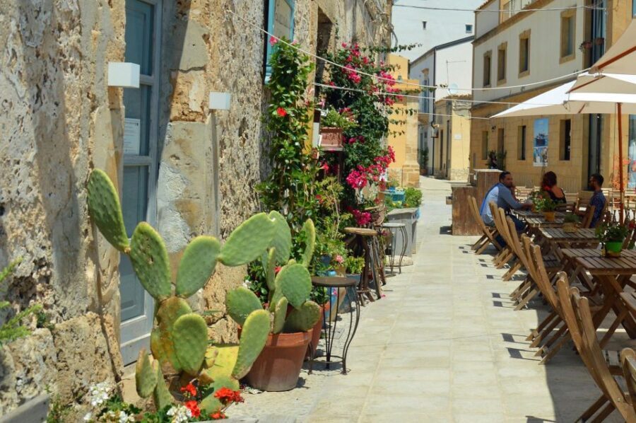 Car/Minivan from Syracuse to Noto and Marzamemi - Marzamemi: Elegance by the Sea