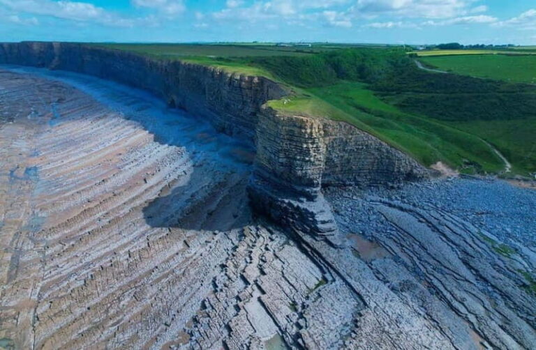 Cardiff: South Wales Cliffs, Beaches & Castles Day Tour - Detailed Breakdown of the Itinerary