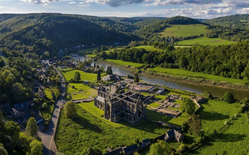 Cardiff: Wye Valley's Adventure Scenic Day Tour - Roman Heritage at Caerleon