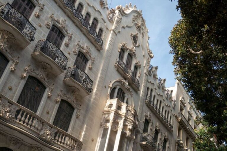 Cartagena: Guided City Private Walking Tour - Value and Practical Tips