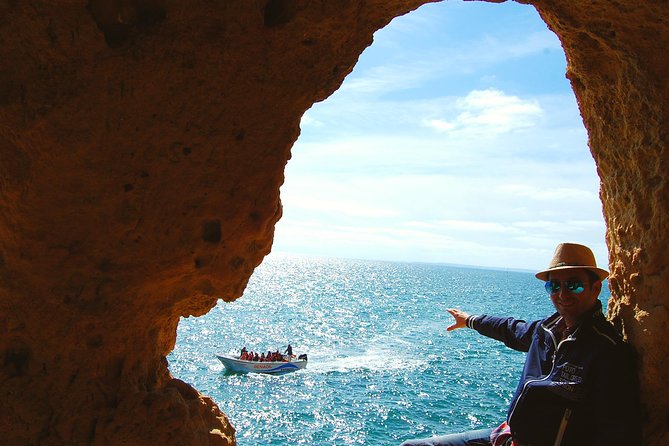 Carvoeiro and Silves Premium - Shared small group > VTours Algarve - A Practical Guide to the Carvoeiro and Silves Premium Tour
