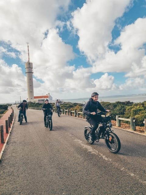 Carvoeiro & Ferragudo: Private Fat Bike Tour - Dive Into the Itinerary