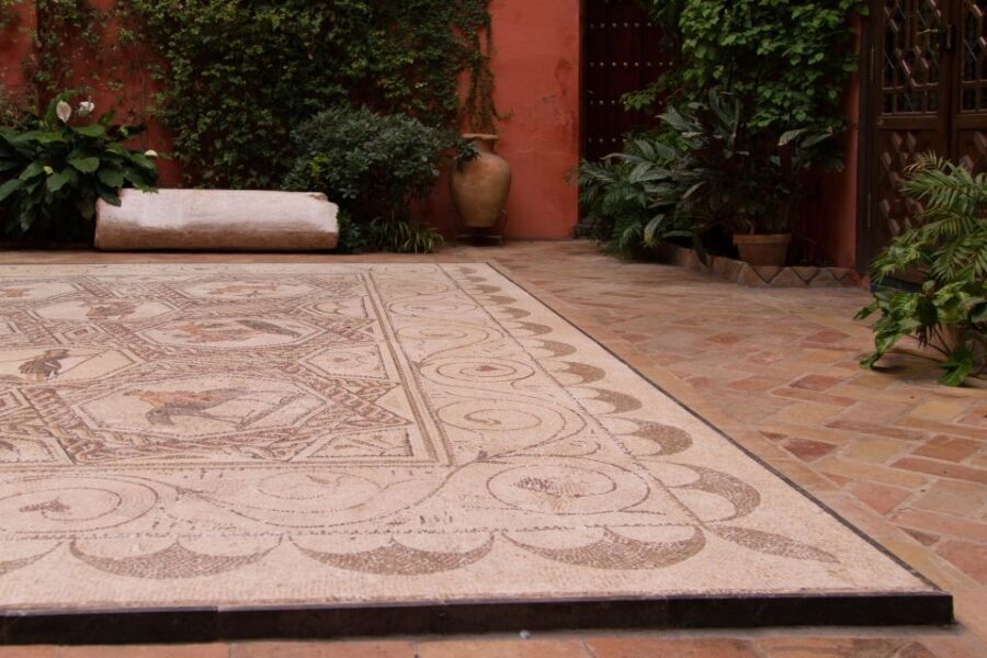 Casa de Salinas Entry Ticket with Audio Guide - What You Can Expect During Your Visit