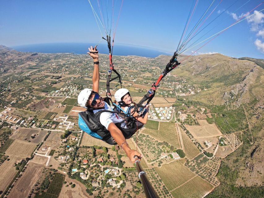 Castellammare Del Golfo: Paragliding Flight and GoPro Video - An In-Depth Look at the Experience