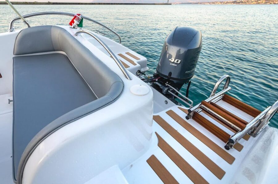 Castellammare del Golfo: Rent a Boat Without a Skipper - The Boats: Comfort Meets Safety