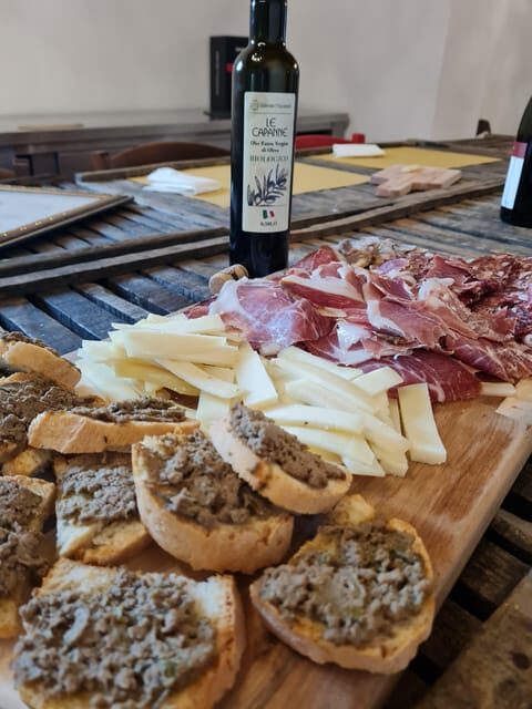 Castiglion Fiorentino: wine tasting with guided tour - Analyzing the Value