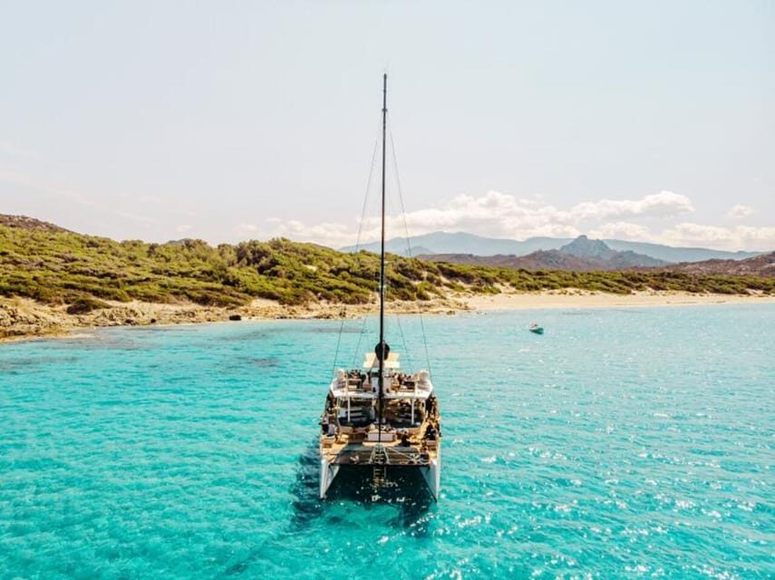 Catamaran day excursion - Detailed Breakdown of the Experience