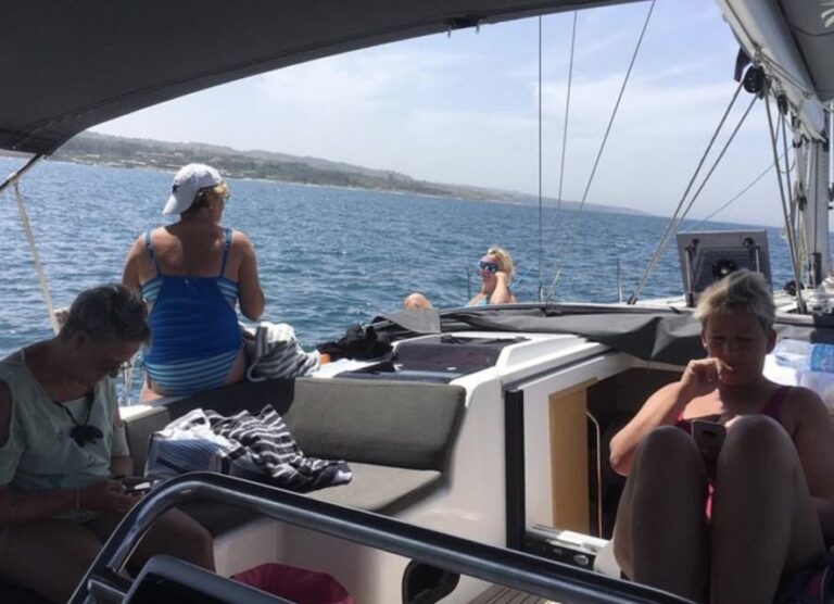 Catania: Sailing Tour with Lunch - Practical Tips for Travelers
