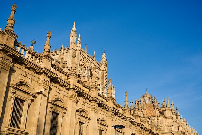Cathedral and Giralda Tour - Climbing the Giralda — A Panorama of Seville