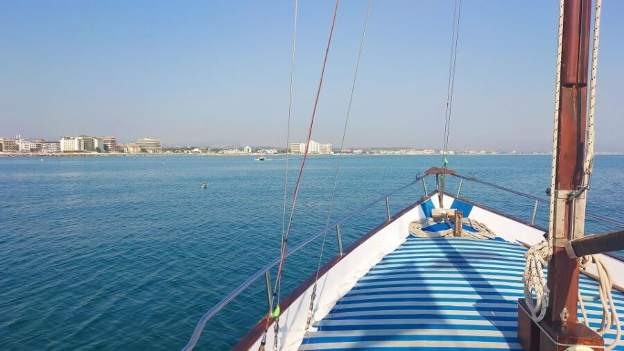 Cattolica: boat tour and aperitif at sunset - An authentic coastal cruise in Cattolica