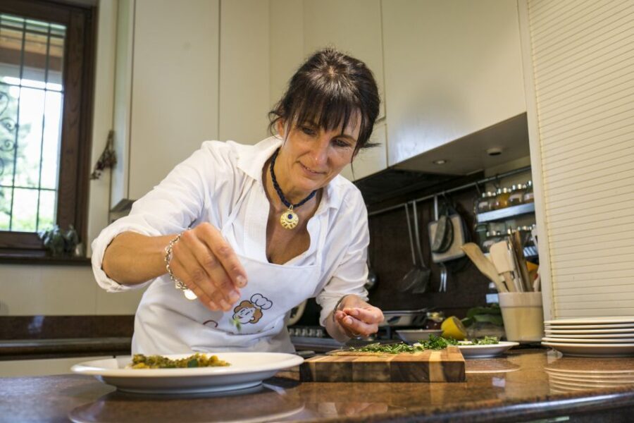 Cava de' Tirreni: Authentic Cooking Class at a Local's Home - What the Experience Involves